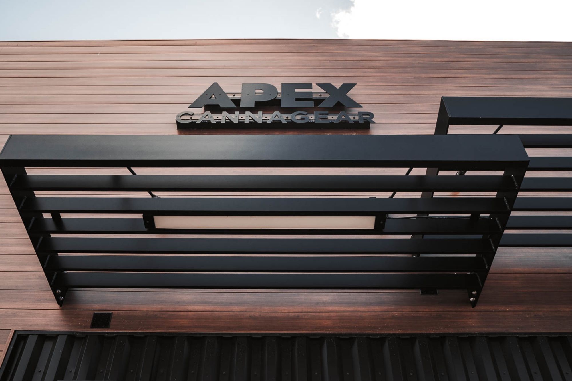 Apex Commercial Louvered Sunshades - Vestis Manufacturing Projects